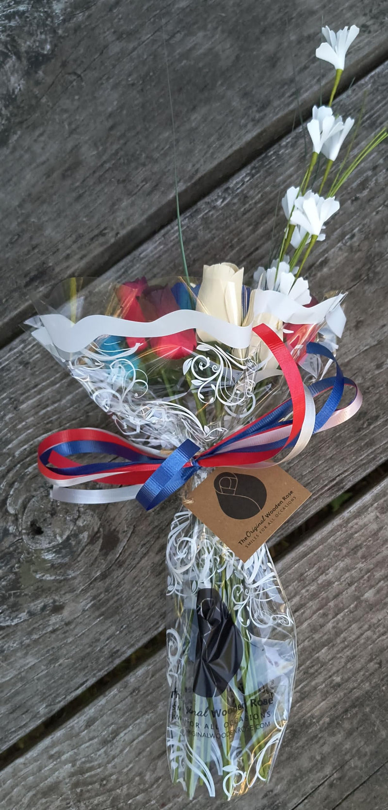 The Original Wooden Rose Primitive Patriotic 1 Dozen Red with Black Ti